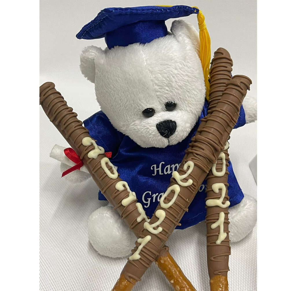 Graduation Pretzel Rods 12pc - Miami Beach Chocolate